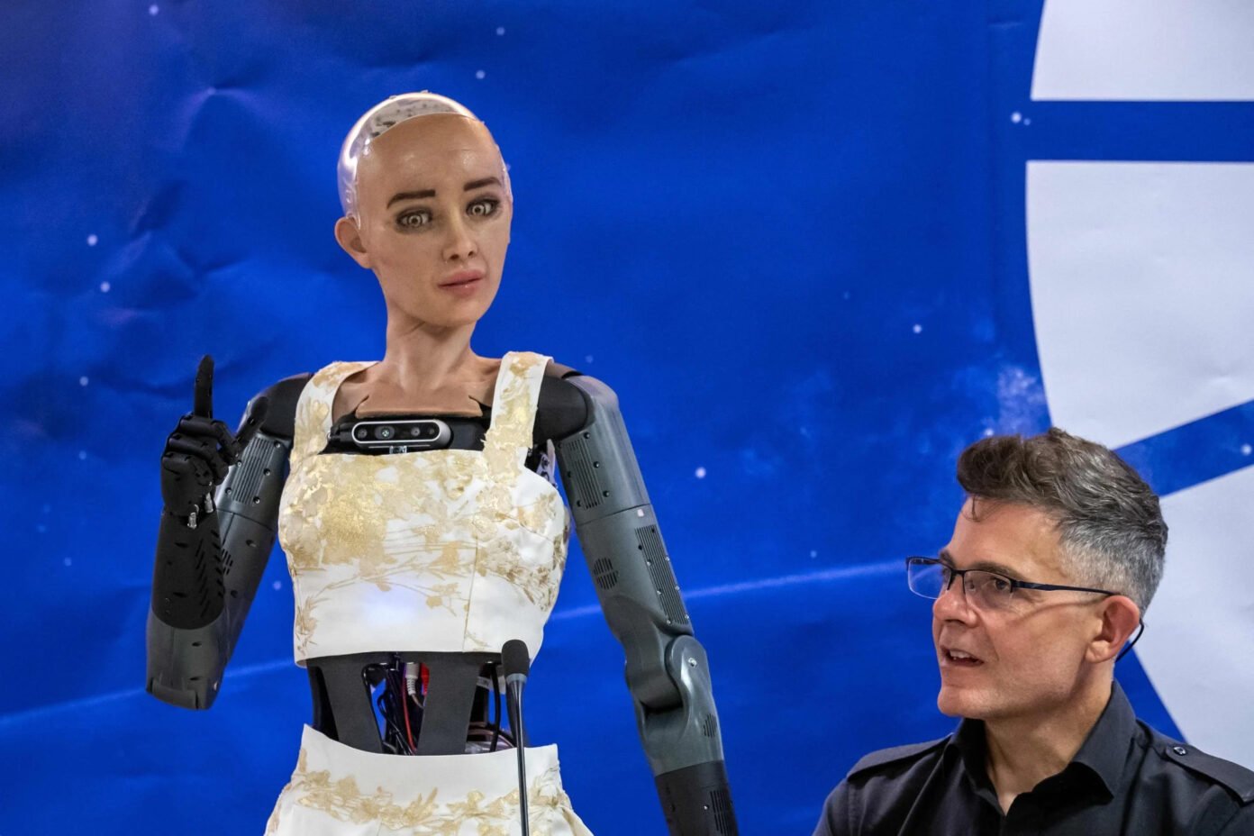 What Would Future Robots Look Like With AI? | WeaverMag